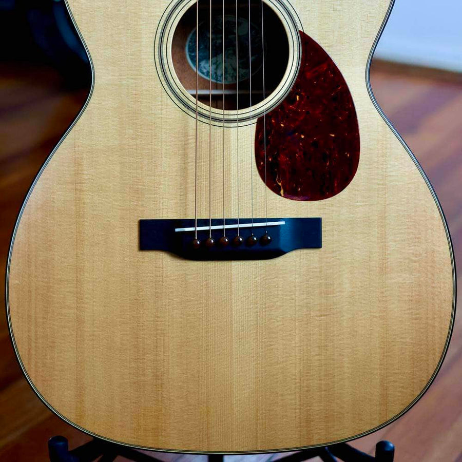 Collings OM1 TS Guitar - Old Growth Sitka Top and Satin Finish – Banjo ...