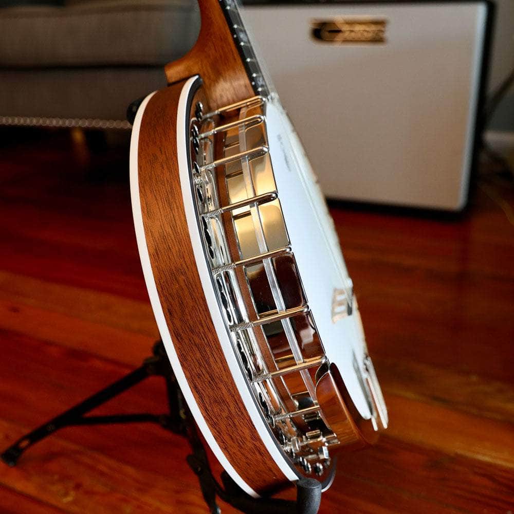 Deering Sierra 5-String Banjo (Mahogany) - Banjo Studio