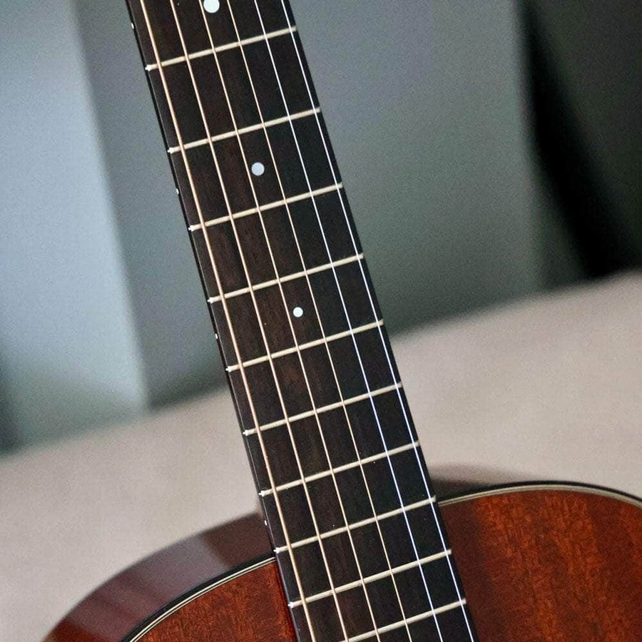 Collings 001MH Mahogany Guitar – Banjo Studio