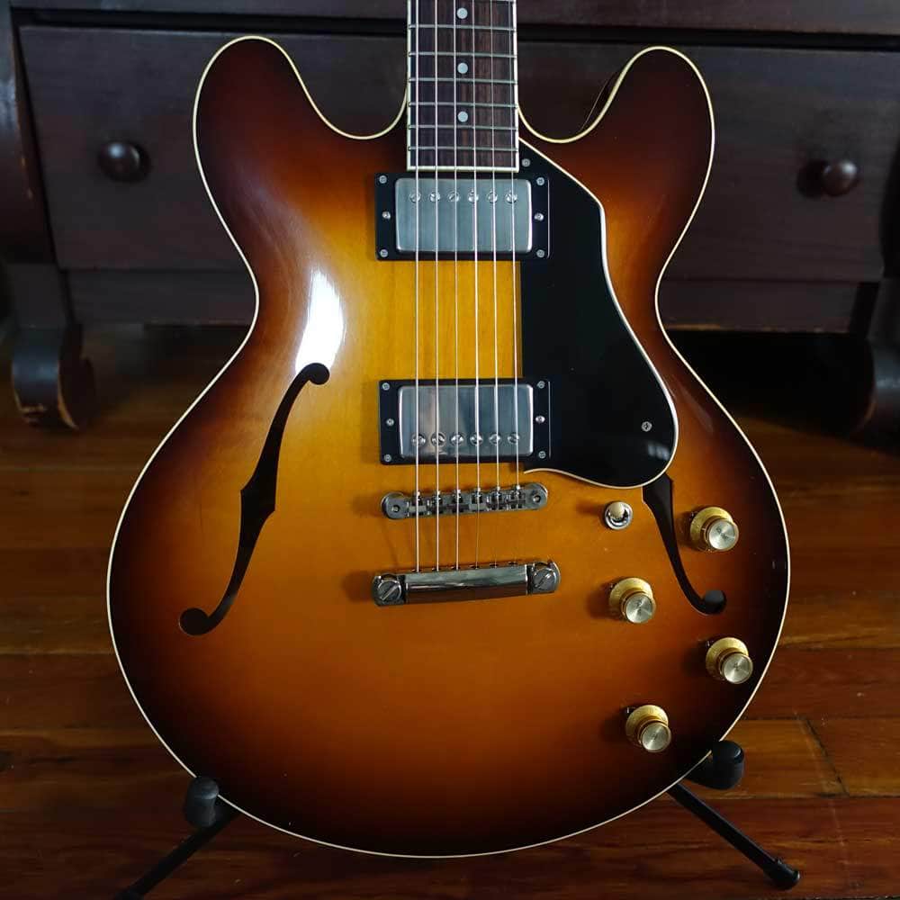 Collings i35 LC V Tobacco Sunburst Electric Guitar – Banjo Studio